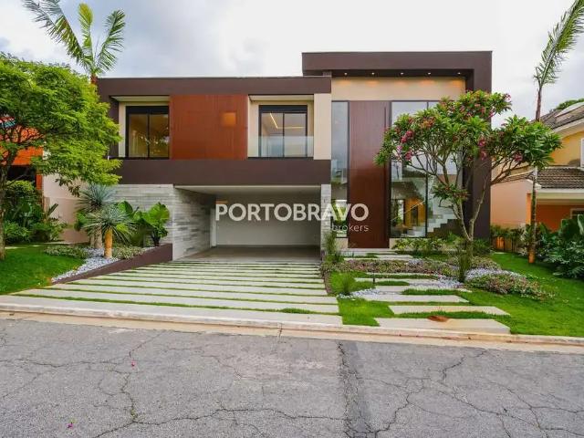 Casa / Sobrado para Venda em Santana de Parnaíba/SP Alphaville 4 Quartos