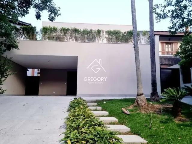 Casa / Sobrado para Venda em Santana de Parnaíba/SP Alphaville 4 Quartos