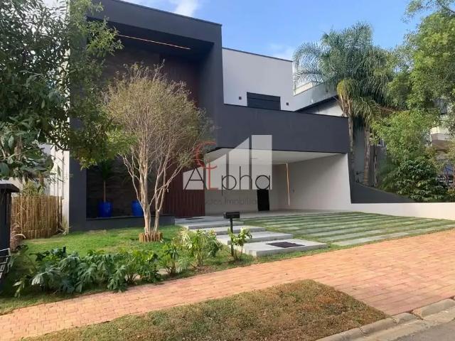 Casa / Sobrado para Venda em Santana de Parnaíba/SP Alphaville 4 Quartos