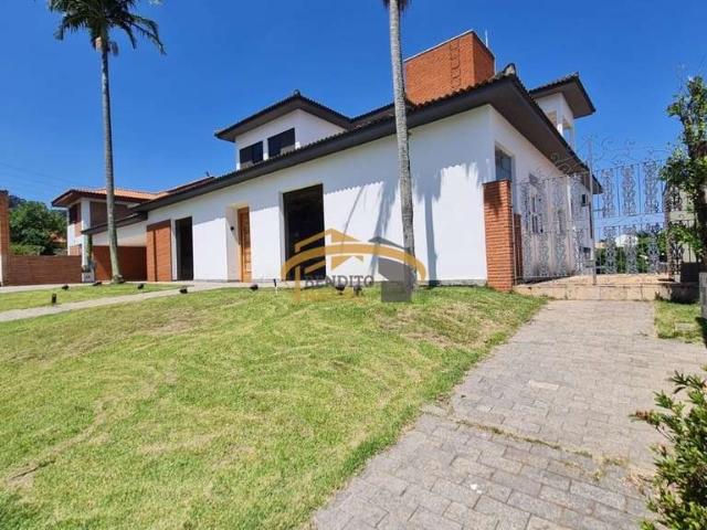 Casa / Sobrado para Venda em Santana de Parnaíba/SP Alphaville 4 Quartos