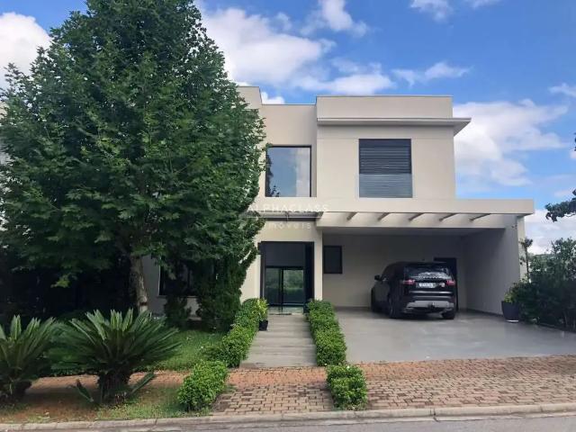 Casa / Sobrado para Venda em Santana de Parnaíba/SP Alphaville 4 Quartos