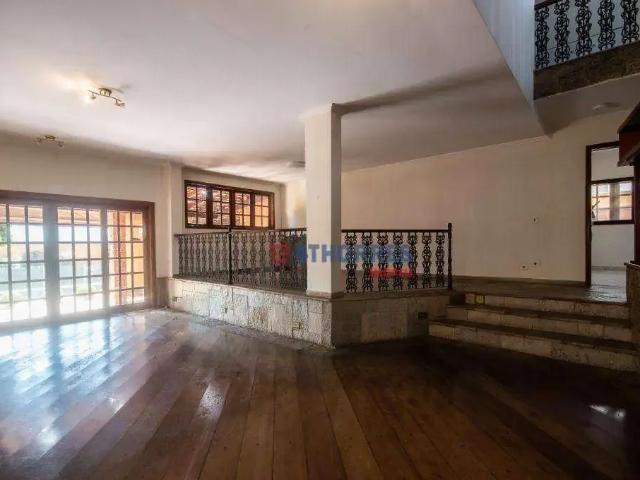 Casa / Sobrado para Venda em Santana de Parnaíba/SP Alphaville Residencial 6 4 Quartos