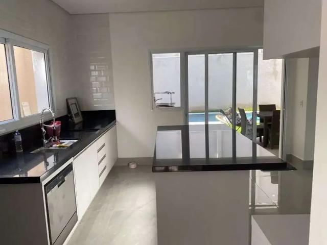 Casa / Sobrado para Venda em Santana de Parnaíba/SP Alphaville 4 Quartos