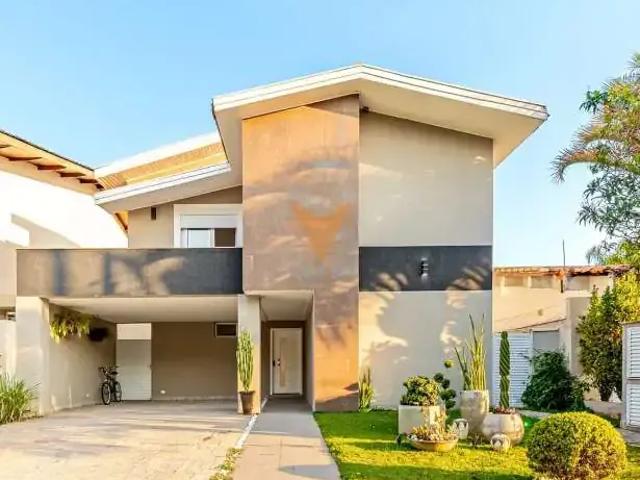 Casa / Sobrado para Venda em Santana de Parnaíba/SP Alphaville 4 Quartos