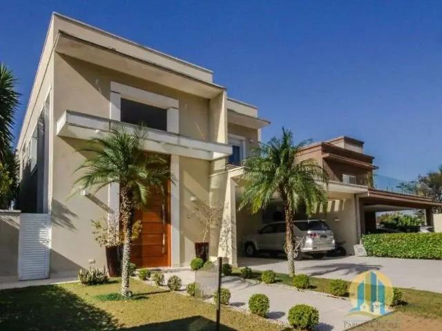 Casa / Sobrado para Venda em Santana de Parnaíba/SP Alphaville 4 Quartos