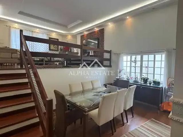 Casa / Sobrado para Venda em Santana de Parnaíba/SP Alphaville 4 Quartos