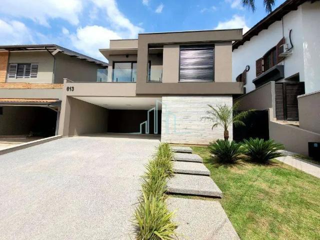 Casa / Sobrado para Venda em Santana de Parnaíba/SP Alphaville 4 Quartos