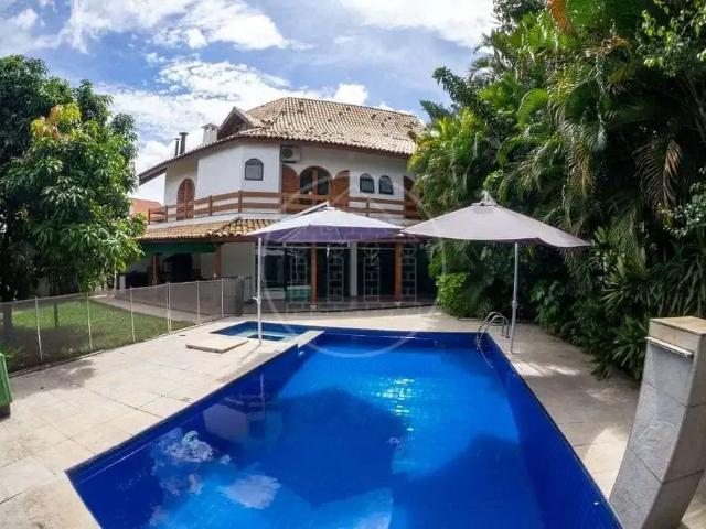 Casa / Sobrado para Venda em Santana de Parnaíba/SP Alphaville Residencial 11 4 Quartos