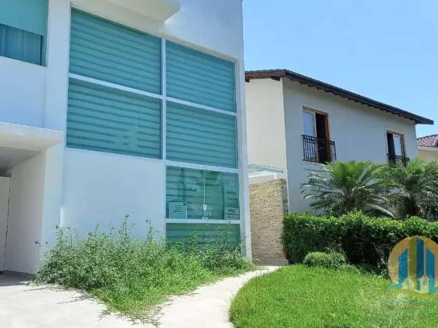 Casa / Sobrado para Venda em Santana de Parnaíba/SP Alphaville 4 Quartos