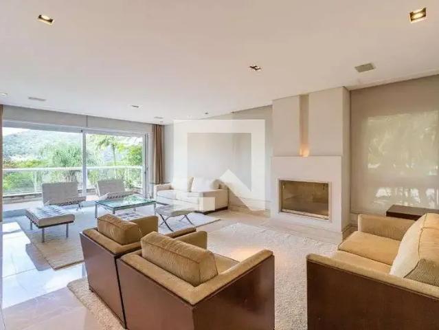 Casa / Sobrado para Venda em Santana de Parnaíba/SP Alphaville 4 Quartos