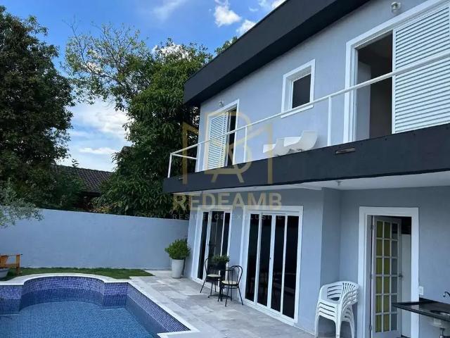 Casa / Sobrado para Venda em Santana de Parnaíba/SP Alphaville 4 Quartos
