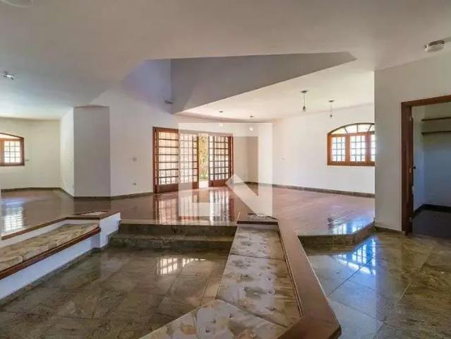 Casa / Sobrado para Venda em Santana de Parnaíba/SP Alphaville 4 Quartos