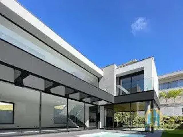 Casa / Sobrado para Venda em Santana de Parnaíba/SP Alphaville 4 Quartos