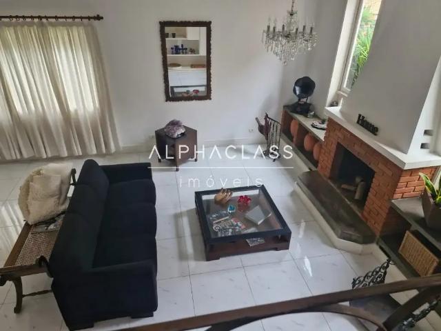 Casa / Sobrado para Venda em Santana de Parnaíba/SP Alphaville 4 Quartos