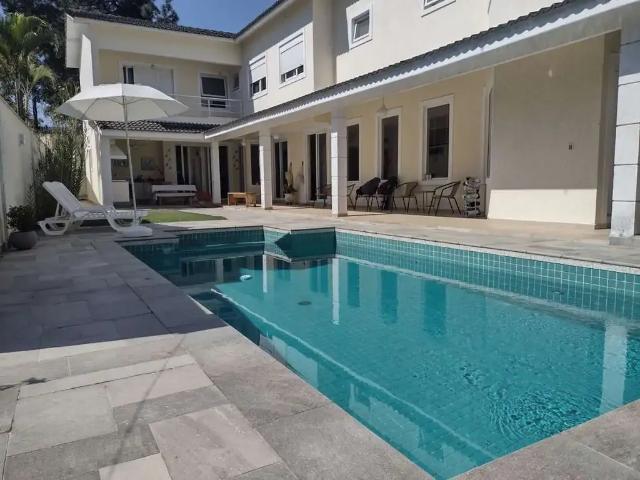 Casa / Sobrado para Venda em Santana de Parnaíba/SP Alphaville 4 Quartos