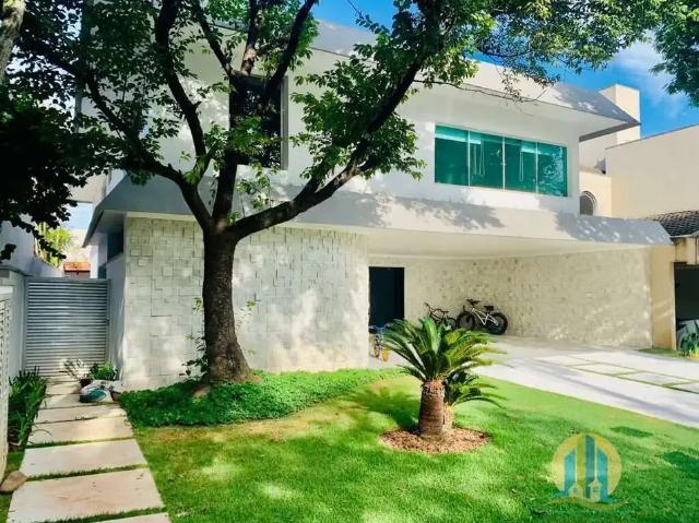 Casa / Sobrado para Venda em Santana de Parnaíba/SP Alphaville 4 Quartos