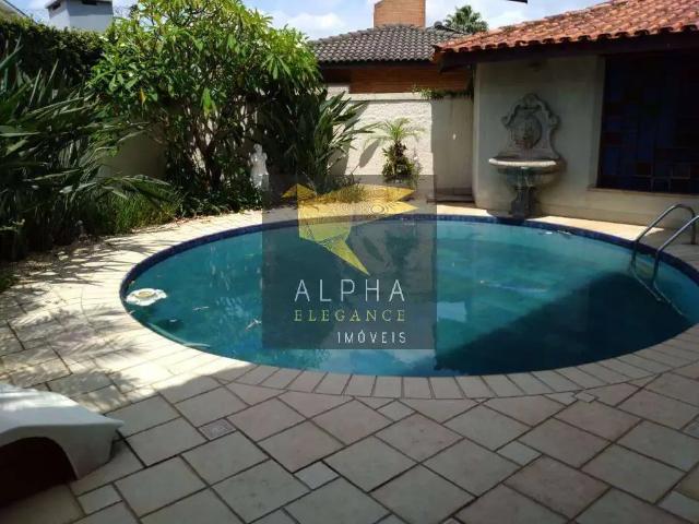 Casa / Sobrado para Venda em Santana de Parnaíba/SP Alphaville 4 Quartos
