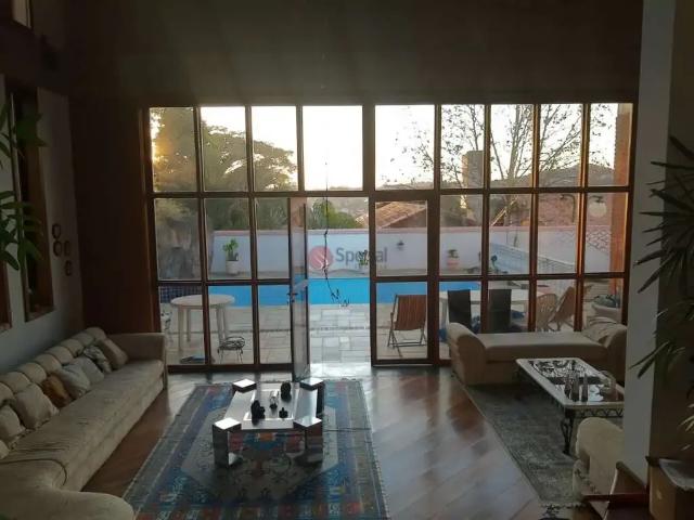 Casa / Sobrado para Venda em Santana de Parnaíba/SP Alphaville 4 Quartos