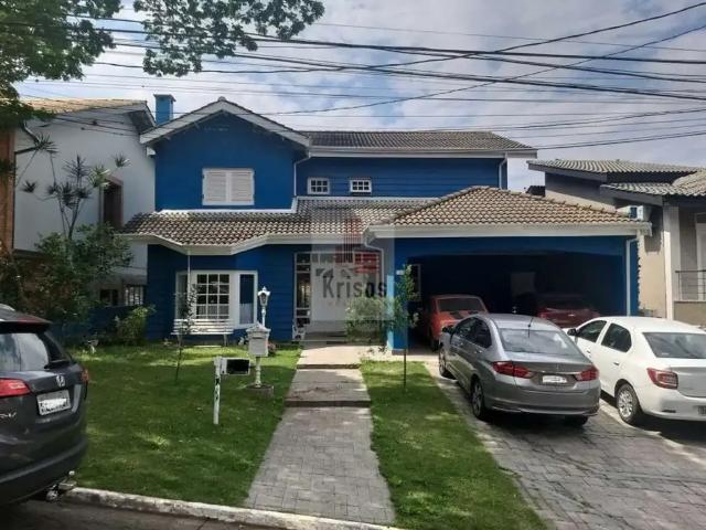 Casa / Sobrado para Venda em Santana de Parnaíba/SP Alphaville 4 Quartos