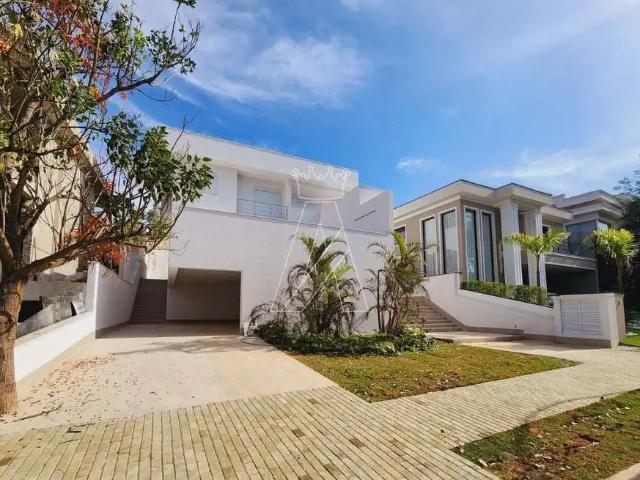 Casa / Sobrado para Venda em Santana de Parnaíba/SP Alphaville 4 Quartos