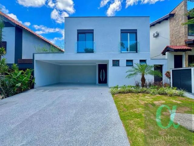 Casa / Sobrado para Venda em Santana de Parnaíba/SP Alphaville 4 Quartos