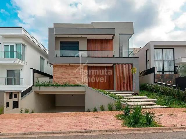 Casa / Sobrado para Venda em Santana de Parnaíba/SP Alphaville 4 Quartos
