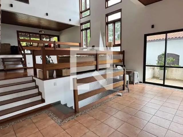 Casa / Sobrado para Venda em Santana de Parnaíba/SP Alphaville 4 Quartos