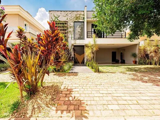 Casa / Sobrado para Venda em Santana de Parnaíba/SP Alphaville 4 Quartos