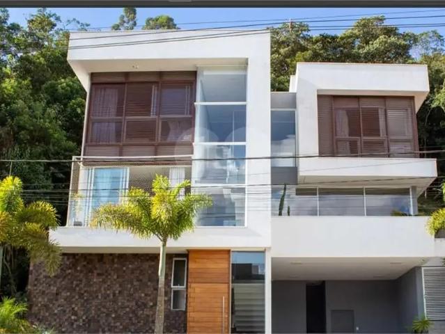 Casa / Sobrado para Venda em Santana de Parnaíba/SP Alphaville 4 Quartos