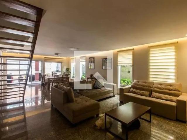 Casa / Sobrado para Venda em Santana de Parnaíba/SP Alphaville 4 Quartos