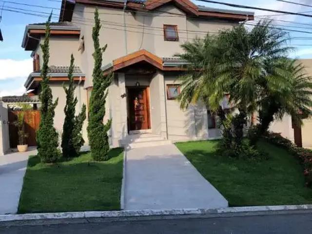 Casa / Sobrado para Venda em Santana de Parnaíba/SP Alphaville 4 Quartos