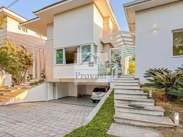 Casa / Sobrado para Venda em Santana de Parnaíba/SP Alphaville 4 Quartos