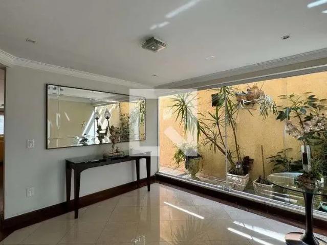 Casa / Sobrado para Venda em Santana de Parnaíba/SP Alphaville 4 Quartos