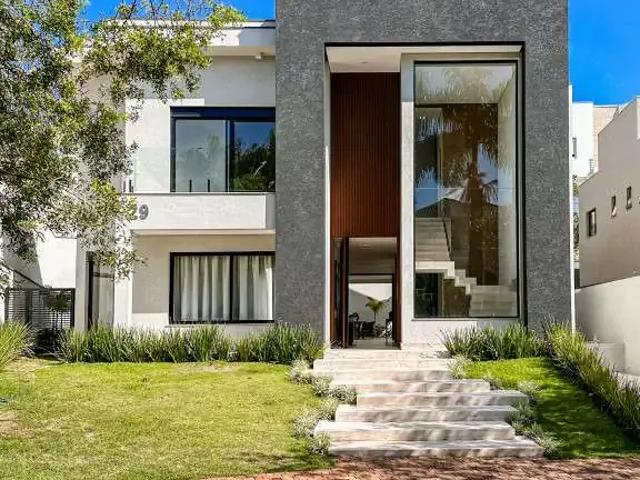 Casa / Sobrado para Venda em Santana de Parnaíba/SP Alphaville 4 Quartos