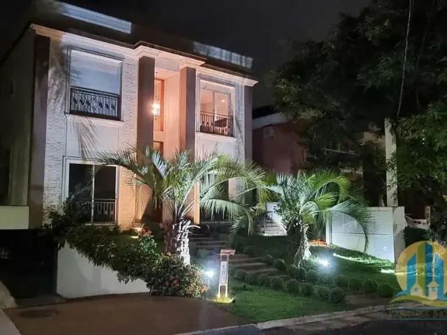 Casa / Sobrado para Venda em Santana de Parnaíba/SP Alphaville 4 Quartos