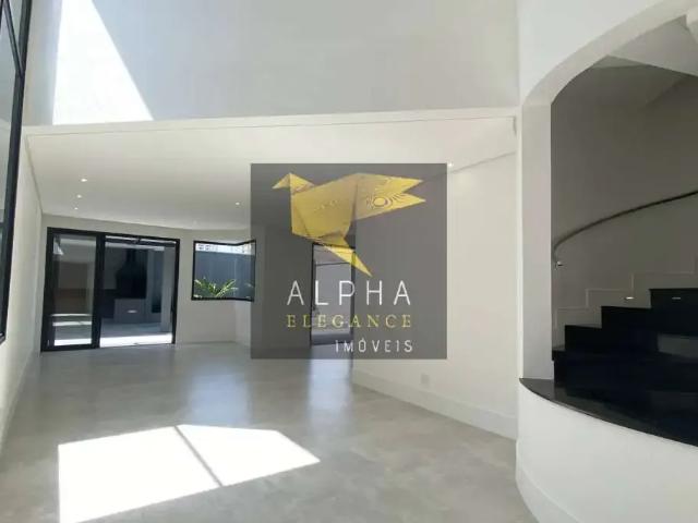 Casa / Sobrado para Venda em Santana de Parnaíba/SP Alphaville 4 Quartos