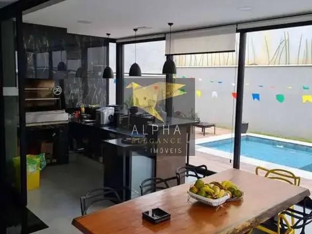 Casa / Sobrado para Venda em Santana de Parnaíba/SP Alphaville 4 Quartos