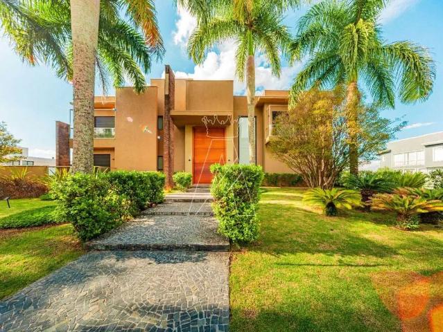 Casa / Sobrado para Venda em Santana de Parnaíba/SP Alphaville 4 Quartos