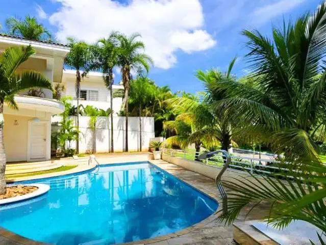 Casa / Sobrado para Venda em Santana de Parnaíba/SP Alphaville 4 Quartos