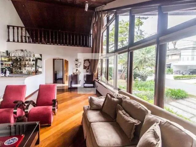 Casa / Sobrado para Venda em Santana de Parnaíba/SP Alphaville 4 Quartos