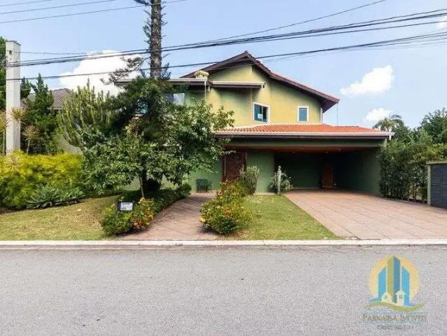 Casa / Sobrado para Venda em Santana de Parnaíba/SP Alphaville 4 Quartos