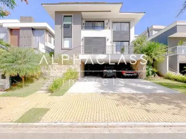 Casa / Sobrado para Venda em Santana de Parnaíba/SP Alphaville 4 Quartos