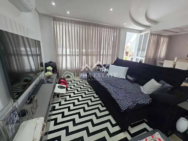 Casa / Sobrado para Venda em Santana de Parnaíba/SP Alphaville 4 Quartos