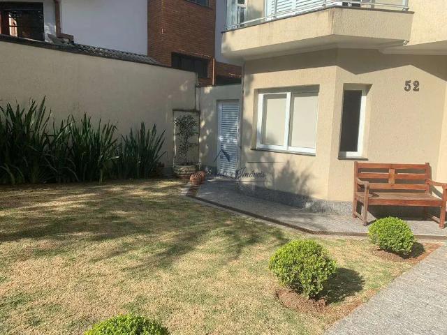 Casa / Sobrado para Venda em Santana de Parnaíba/SP Alphaville 4 Quartos