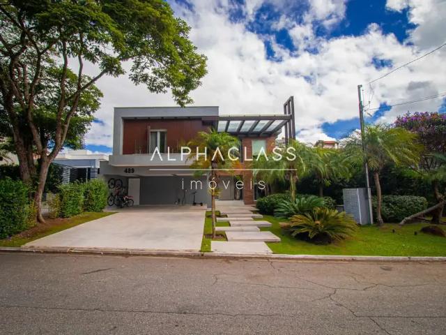 Casa / Sobrado para Venda em Santana de Parnaíba/SP Alphaville 4 Quartos