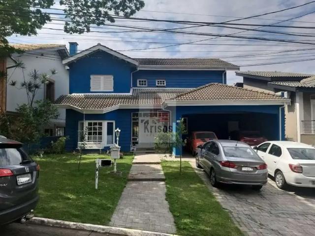 Casa / Sobrado para Venda em Santana de Parnaíba/SP Alphaville 4 Quartos