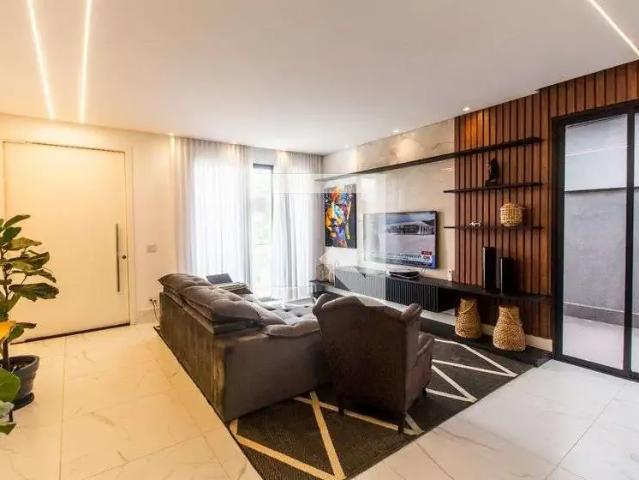 Casa / Sobrado para Venda em Santana de Parnaíba/SP Alphaville 4 Quartos