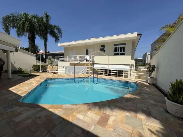 Casa / Sobrado para Venda em Santana de Parnaíba/SP Alphaville Residencial 11 4 Quartos