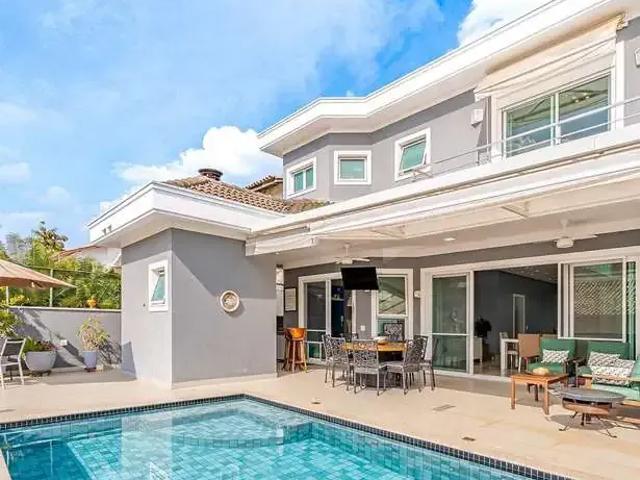 Casa / Sobrado para Venda em Santana de Parnaíba/SP Alphaville 4 Quartos