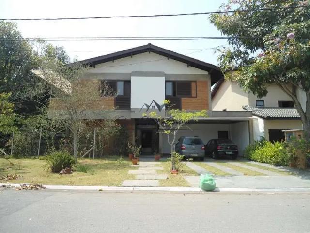 Casa / Sobrado para Venda em Santana de Parnaíba/SP Alphaville 4 Quartos